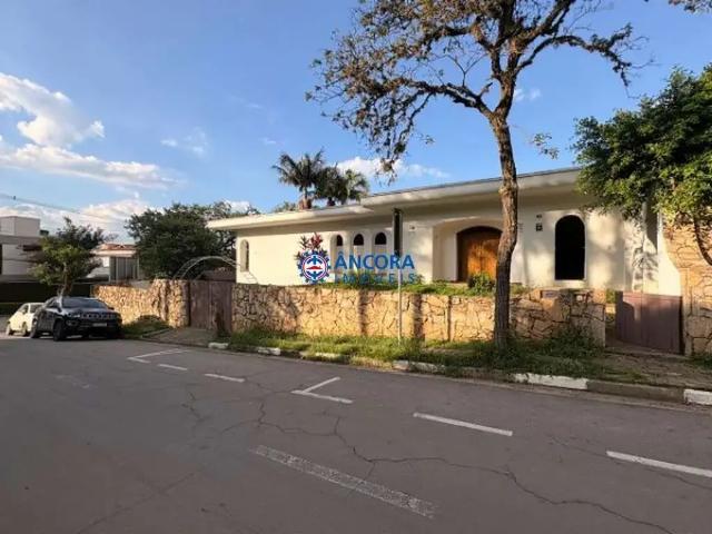 Casa / Sobrado para Locação em Guarulhos/SP Jardim Maia 10 Quartos