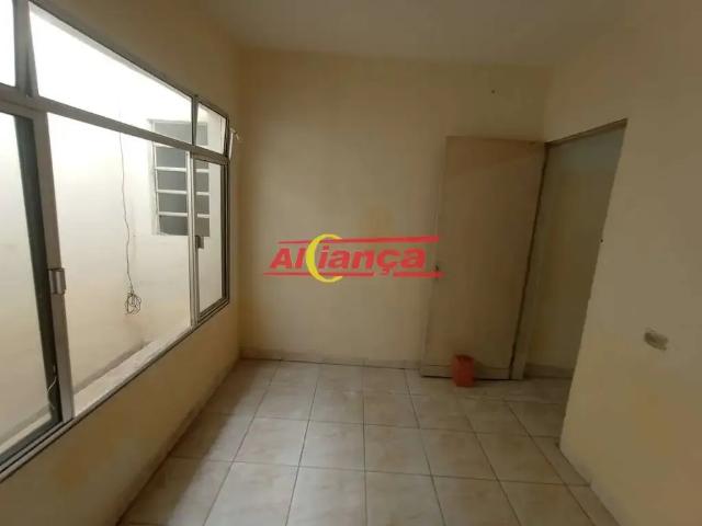 Casa / Sobrado para Locação em Guarulhos/SP Jardim Adriana 1 Quartos