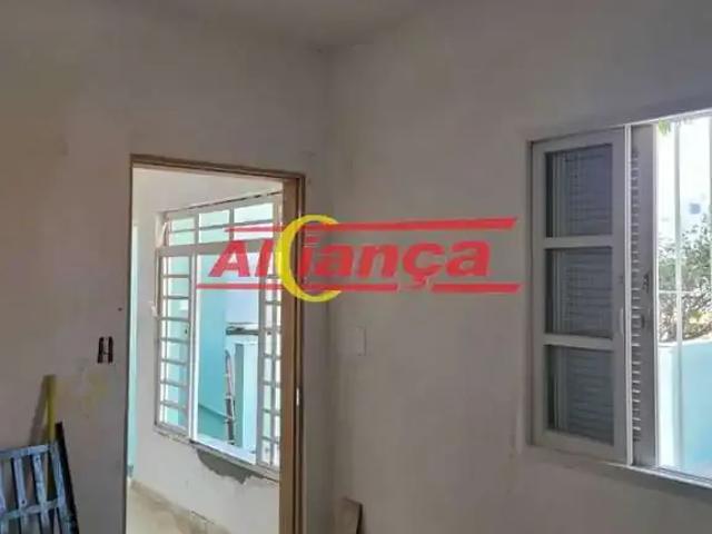 Casa / Sobrado para Locação em Guarulhos/SP Jardim Ana Maria 2 Quartos