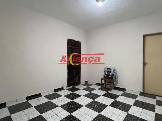 Casa / Sobrado para Locação em Guarulhos/SP Jardim Bom Clima 2 Quartos