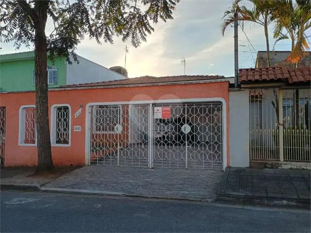 Casa / Sobrado para Locação em Guarulhos/SP Jardim Bom Clima 3 Quartos