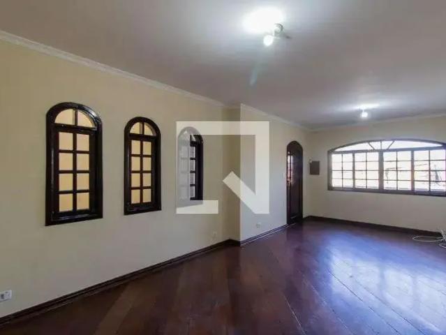 Casa / Sobrado para Locação em Guarulhos/SP Jardim Cocaia 2 Quartos