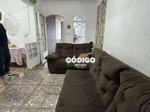 Casa / Sobrado para Locação em Guarulhos/SP Jardim Cocaia 2 Quartos
