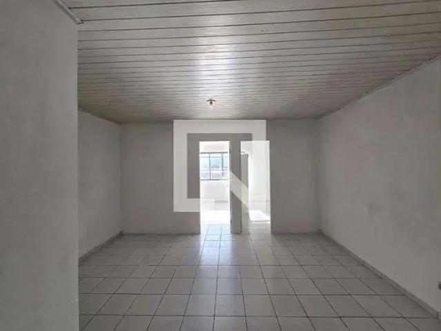 Casa / Sobrado para Locação em Guarulhos/SP Jardim Cocaia 2 Quartos