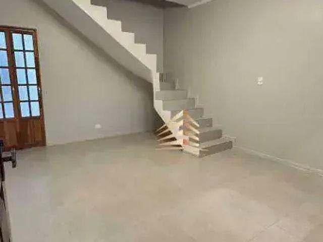 Casa / Sobrado para Locação em Guarulhos/SP Jardim Cocaia 2 Quartos