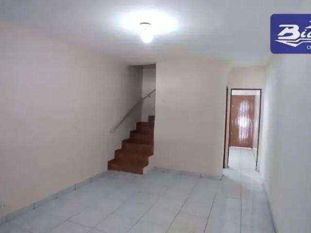 Casa / Sobrado para Locação em Guarulhos/SP Jardim Cocaia 2 Quartos