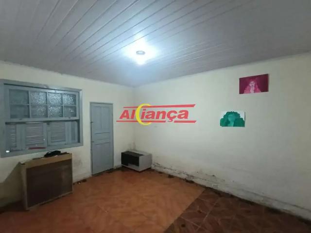 Casa / Sobrado para Locação em Guarulhos/SP Jardim Pinhal 1 Quartos