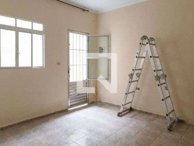 Casa / Sobrado para Locação em Guarulhos/SP Jardim Presidente Dutra 1 Quartos