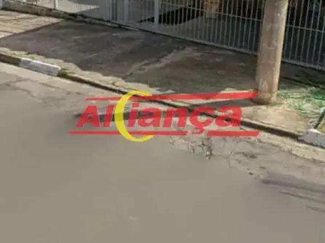 Casa / Sobrado para Locação em Guarulhos/SP Jardim Vila Galvão 2 Quartos