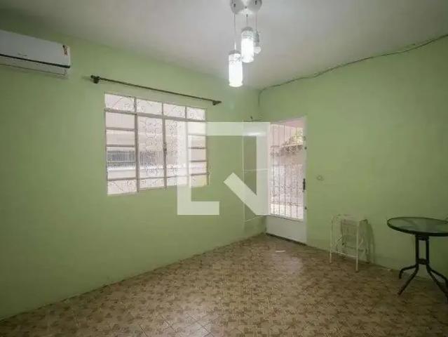 Casa / Sobrado para Locação em Guarulhos/SP Macedo 1 Quartos