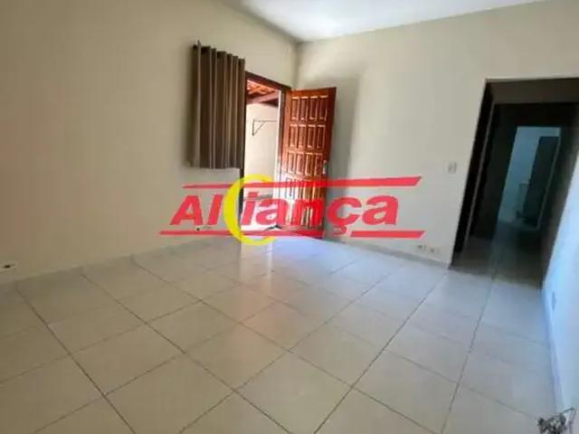 Casa / Sobrado para Locação em Guarulhos/SP Macedo 2 Quartos