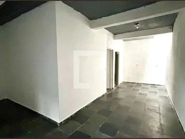 Casa / Sobrado para Locação em Guarulhos/SP Mikail II 1 Quartos