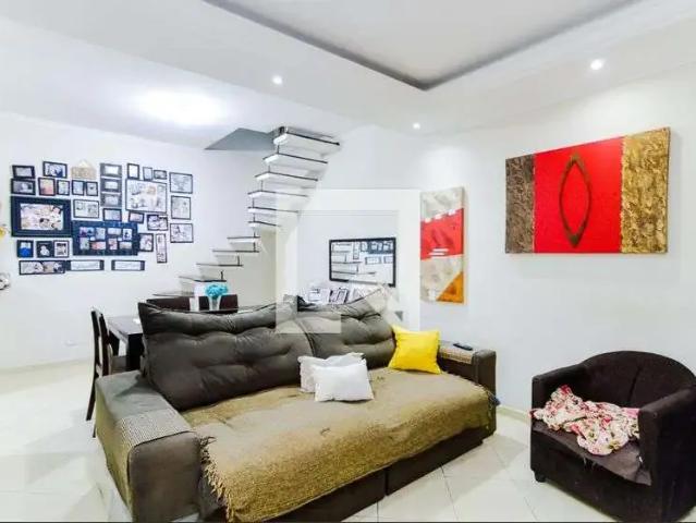 Casa / Sobrado para Locação em Guarulhos/SP Mikail II 2 Quartos