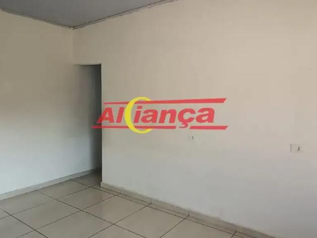 Casa / Sobrado para Locação em Guarulhos/SP Ponte Grande 2 Quartos