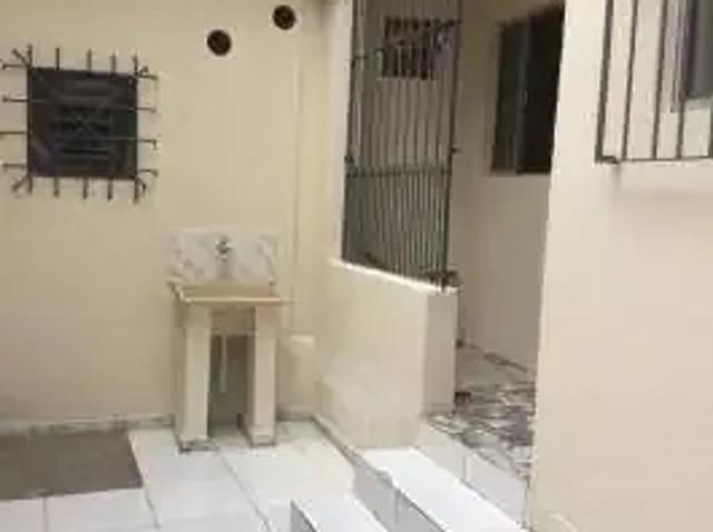 Casa / Sobrado para Locação em Guarulhos/SP Parque Mikail 2 Quartos