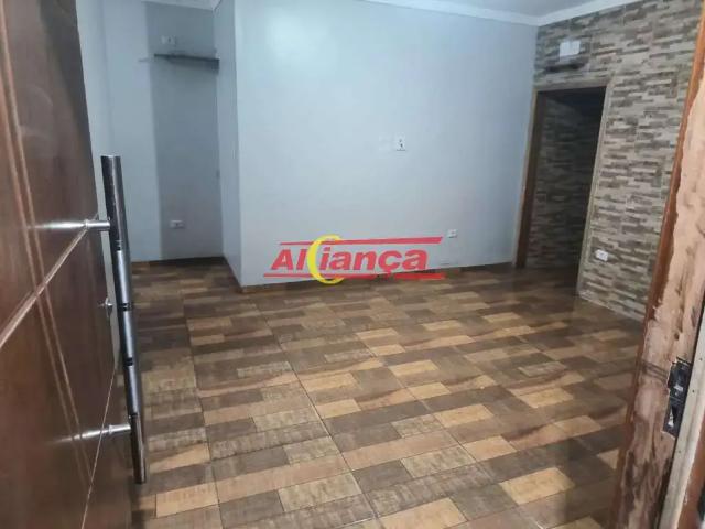 Casa / Sobrado para Locação em Guarulhos/SP Parque Mikail 3 Quartos