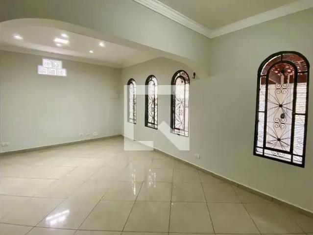 Casa / Sobrado para Locação em Guarulhos/SP Parque Continental I 4 Quartos