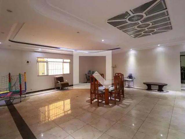 Casa / Sobrado para Locação em Guarulhos/SP Parque Jurema 4 Quartos