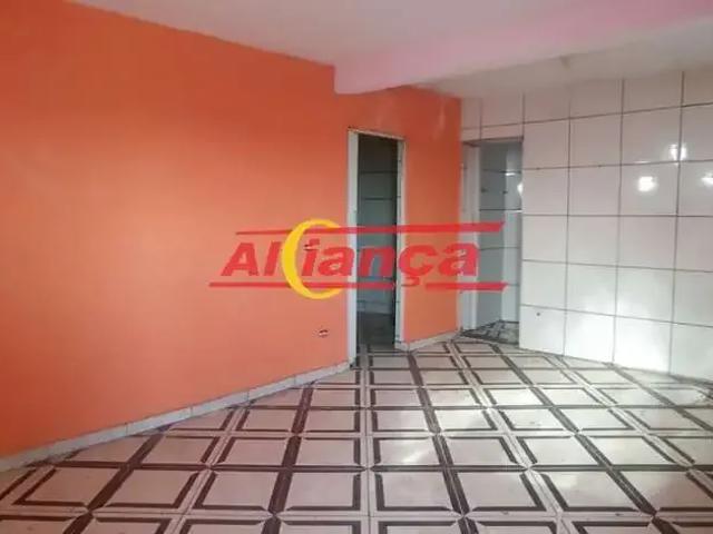 Casa / Sobrado para Locação em Guarulhos/SP Parque Jurema 2 Quartos