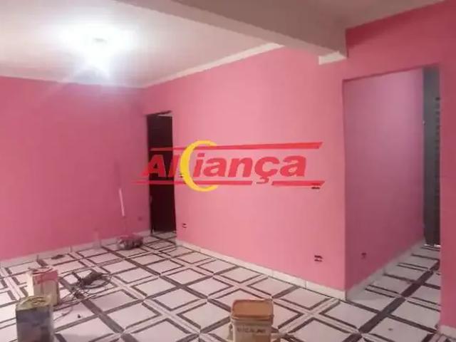 Casa / Sobrado para Locação em Guarulhos/SP Parque Jurema 2 Quartos
