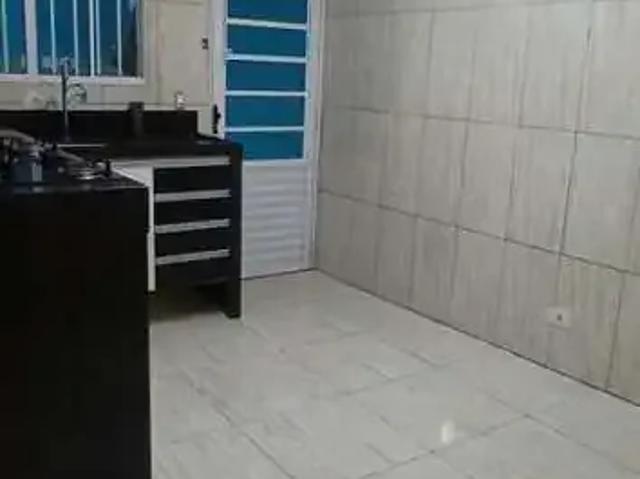 Casa / Sobrado para Locação em Guarulhos/SP Parque Jurema 2 Quartos