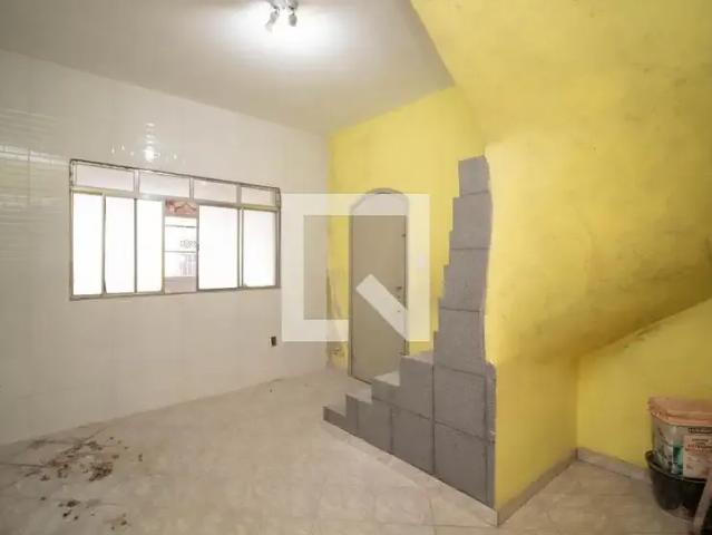 Casa / Sobrado para Locação em Guarulhos/SP Parque Jurema 3 Quartos