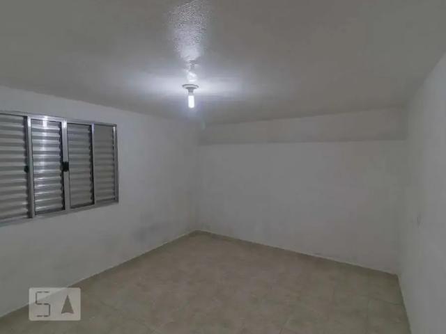 Casa / Sobrado para Locação em Guarulhos/SP Picanço 1 Quartos