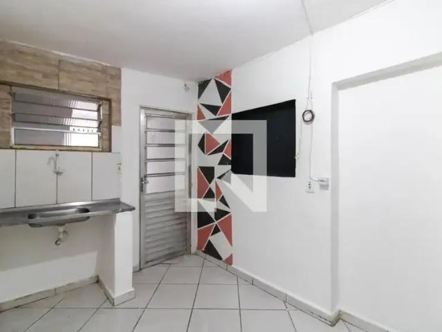Casa / Sobrado para Locação em Guarulhos/SP Picanço 1 Quartos