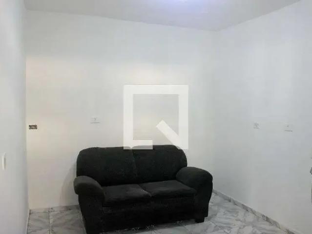 Casa / Sobrado para Locação em Guarulhos/SP Picanço 2 Quartos