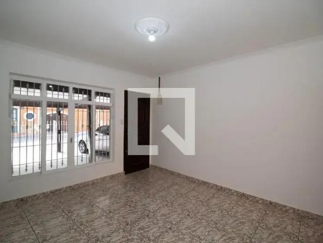 Casa / Sobrado para Locação em Guarulhos/SP Picanço 2 Quartos