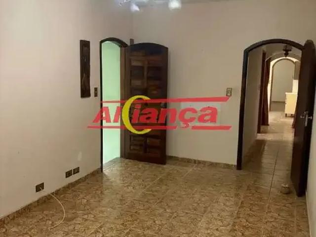 Casa / Sobrado para Locação em Guarulhos/SP Picanço 2 Quartos