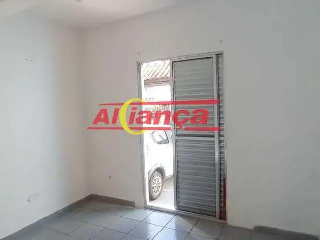 Casa / Sobrado para Locação em Guarulhos/SP Picanço 2 Quartos