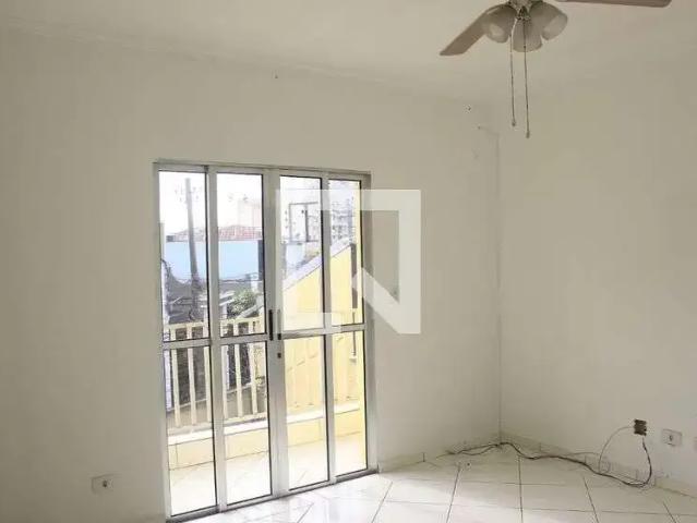Casa / Sobrado para Locação em Guarulhos/SP Picanço 2 Quartos