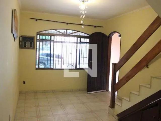 Casa / Sobrado para Locação em Guarulhos/SP Picanço 3 Quartos