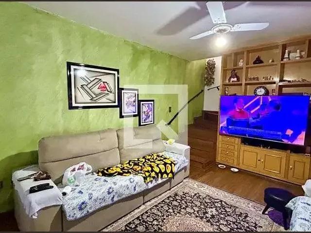 Casa / Sobrado para Locação em Guarulhos/SP Picanço 3 Quartos