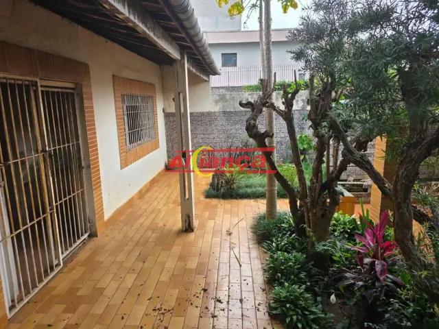 Casa / Sobrado para Locação em Guarulhos/SP Picanço 3 Quartos
