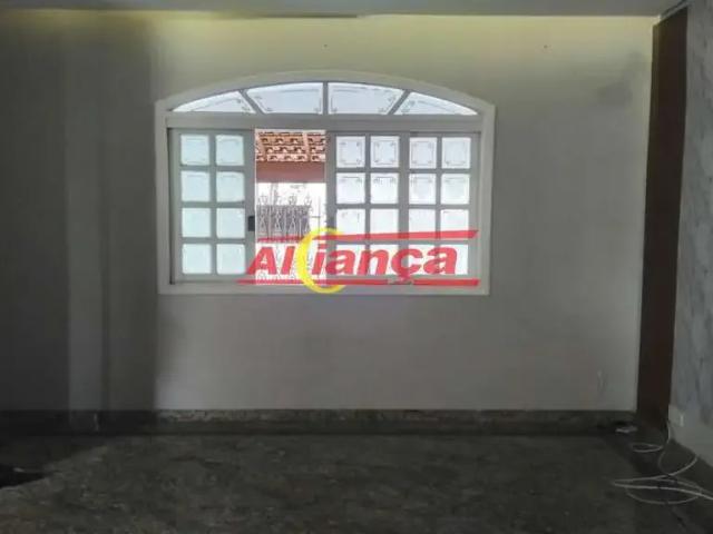 Casa / Sobrado para Locação em Guarulhos/SP Picanço 3 Quartos