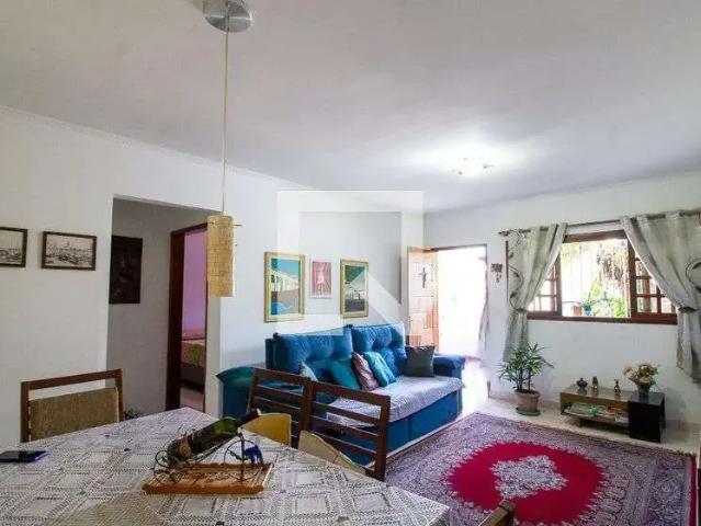 Casa / Sobrado para Locação em Guarulhos/SP Picanço 3 Quartos