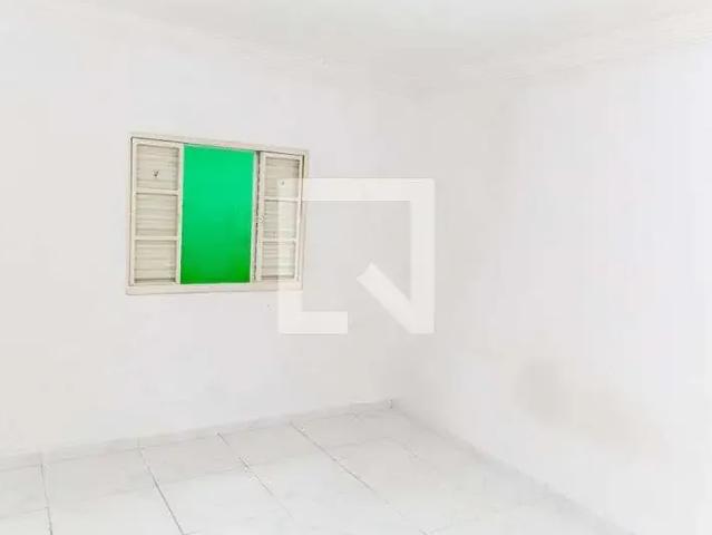 Casa / Sobrado para Locação em Guarulhos/SP Torres Tibagy 1 Quartos