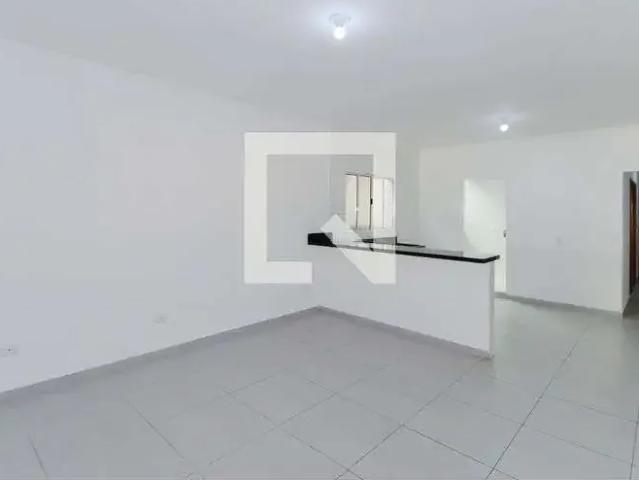 Casa / Sobrado para Locação em Guarulhos/SP Torres Tibagy 2 Quartos