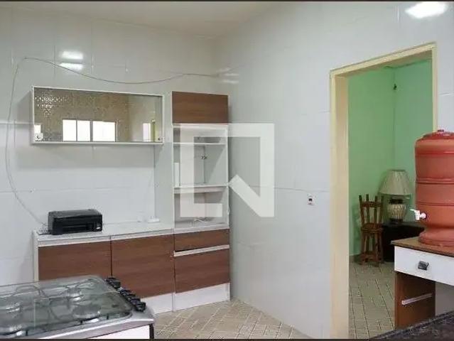 Casa / Sobrado para Locação em Guarulhos/SP Vila Augusta 1 Quartos