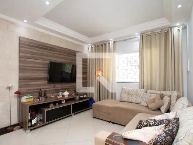 Casa / Sobrado para Locação em Guarulhos/SP Vila Augusta 3 Quartos
