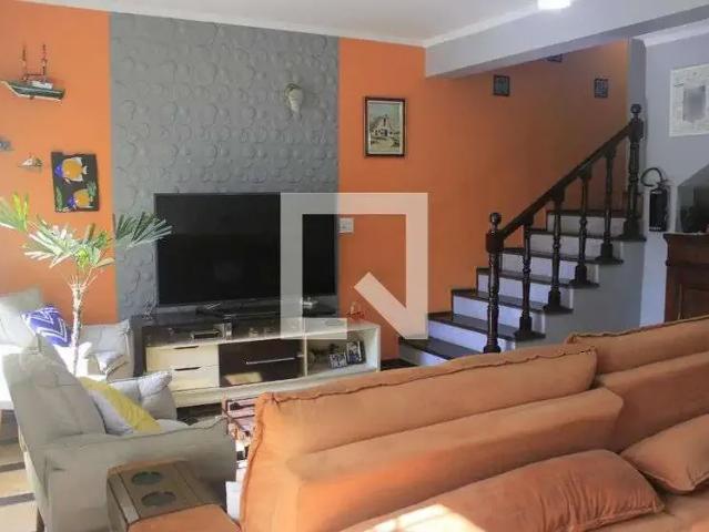 Casa / Sobrado para Locação em Guarulhos/SP Vila Augusta 4 Quartos