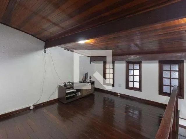 Casa / Sobrado para Locação em Guarulhos/SP Vila Augusta 5 Quartos