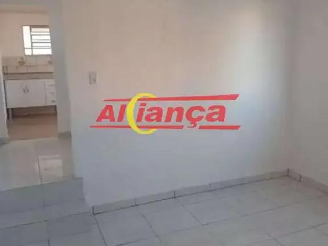 Casa / Sobrado para Locação em Guarulhos/SP Vila Barros 1 Quartos