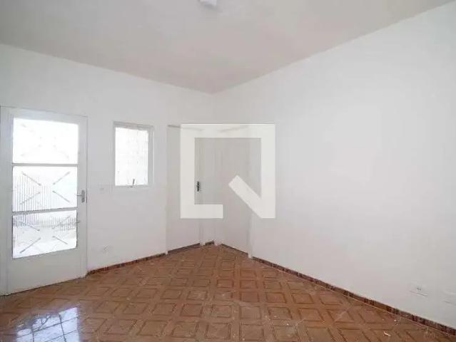 Casa / Sobrado para Locação em Guarulhos/SP Vila Barros 2 Quartos