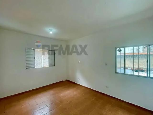 Casa / Sobrado para Locação em Guarulhos/SP Vila Camargos 1 Quartos