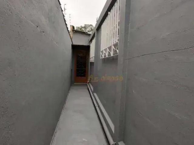 Casa / Sobrado para Locação em Guarulhos/SP Vila Capitão Rabelo 1 Quartos