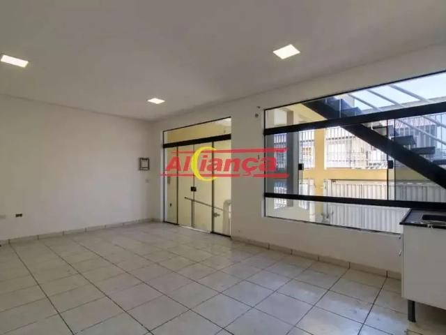 Casa / Sobrado para Locação em Guarulhos/SP Vila das Palmeiras 2 Quartos