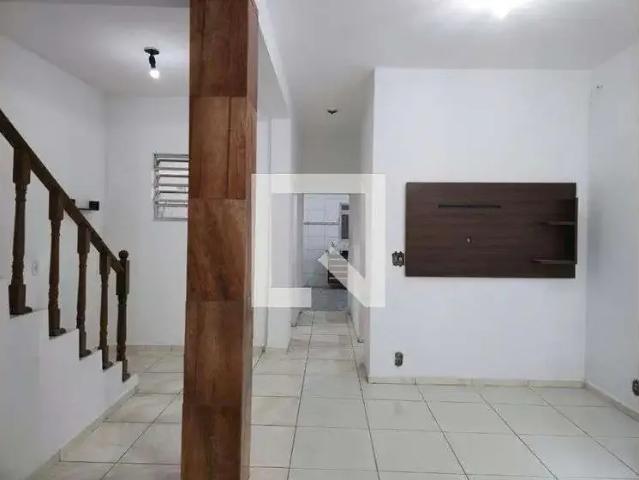 Casa / Sobrado para Locação em Guarulhos/SP Vila Fátima 4 Quartos